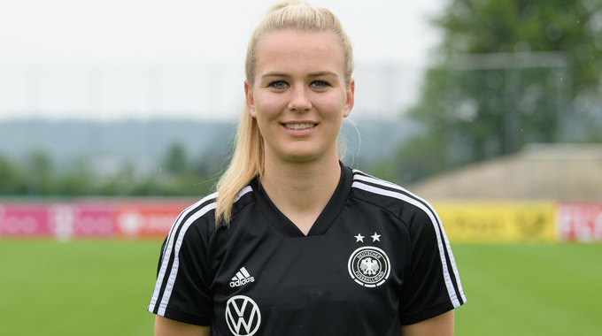 Merle Frohms - Spielerinnenprofil - DFB Datencenter